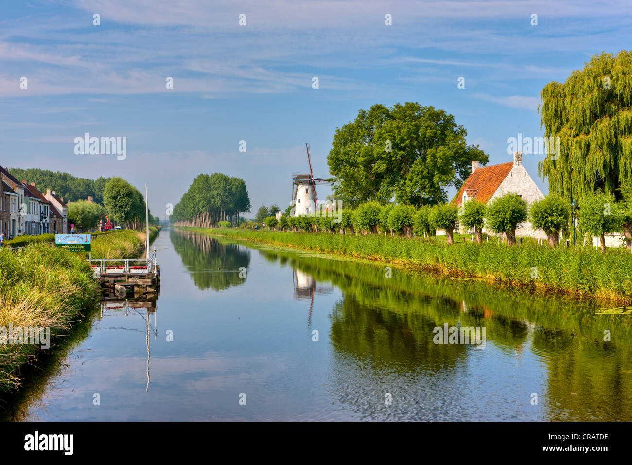 Canal between bruges and damme hi-res stock photography and images - Alamy