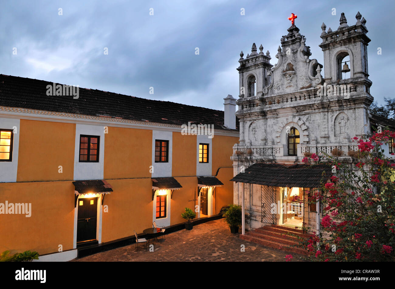 Goa churches hi-res stock photography and images - Alamy