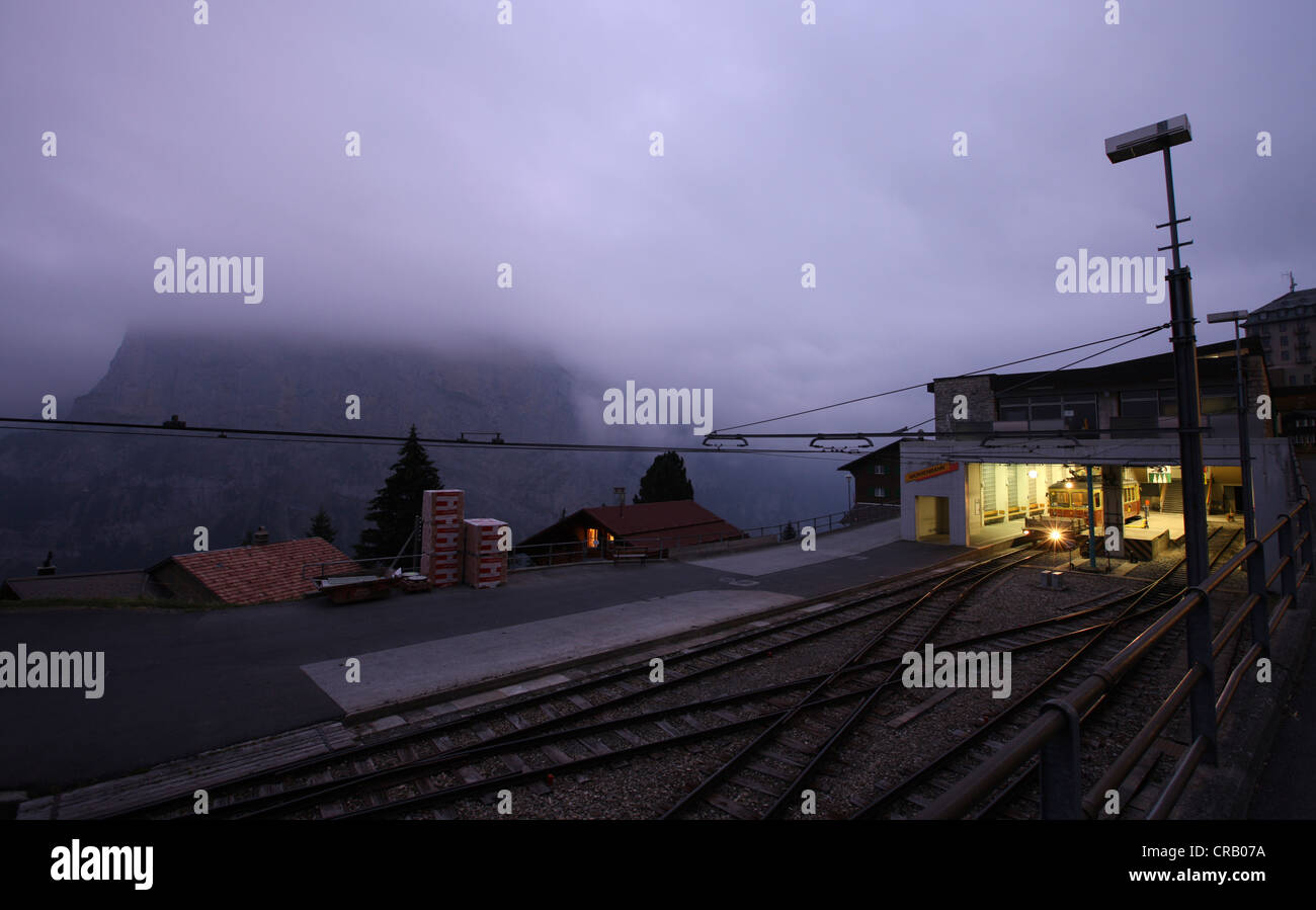 Murren mountain railway station and the Bernese Alps, Switzerland Stock ...