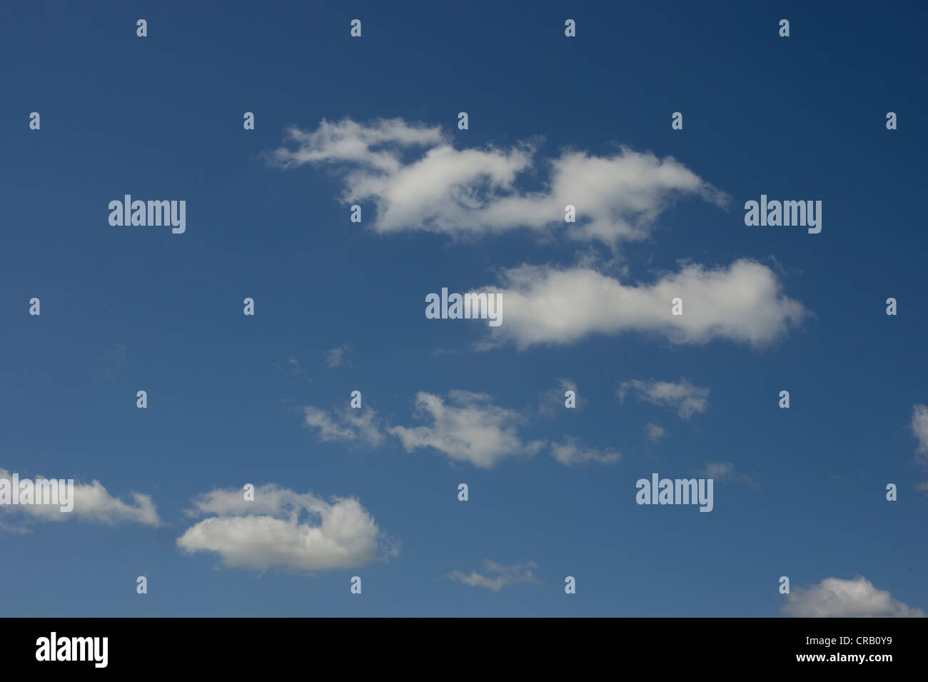 Stratus clouds low level hi-res stock photography and images - Alamy