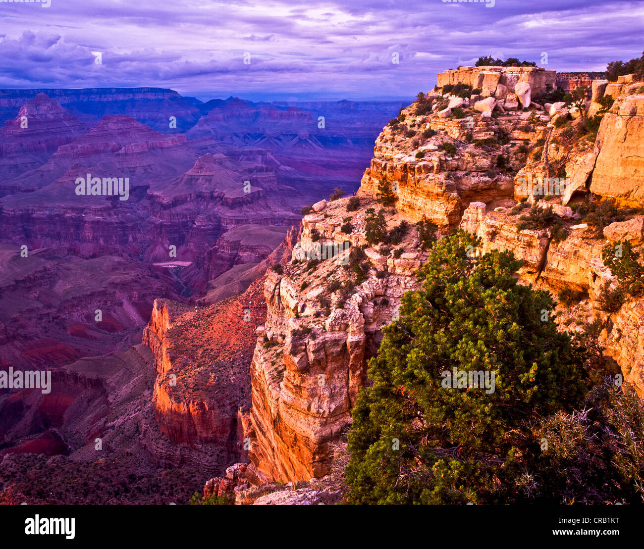 Sunset light across the Grand Canyon from Lipan Point at the South Rim ...