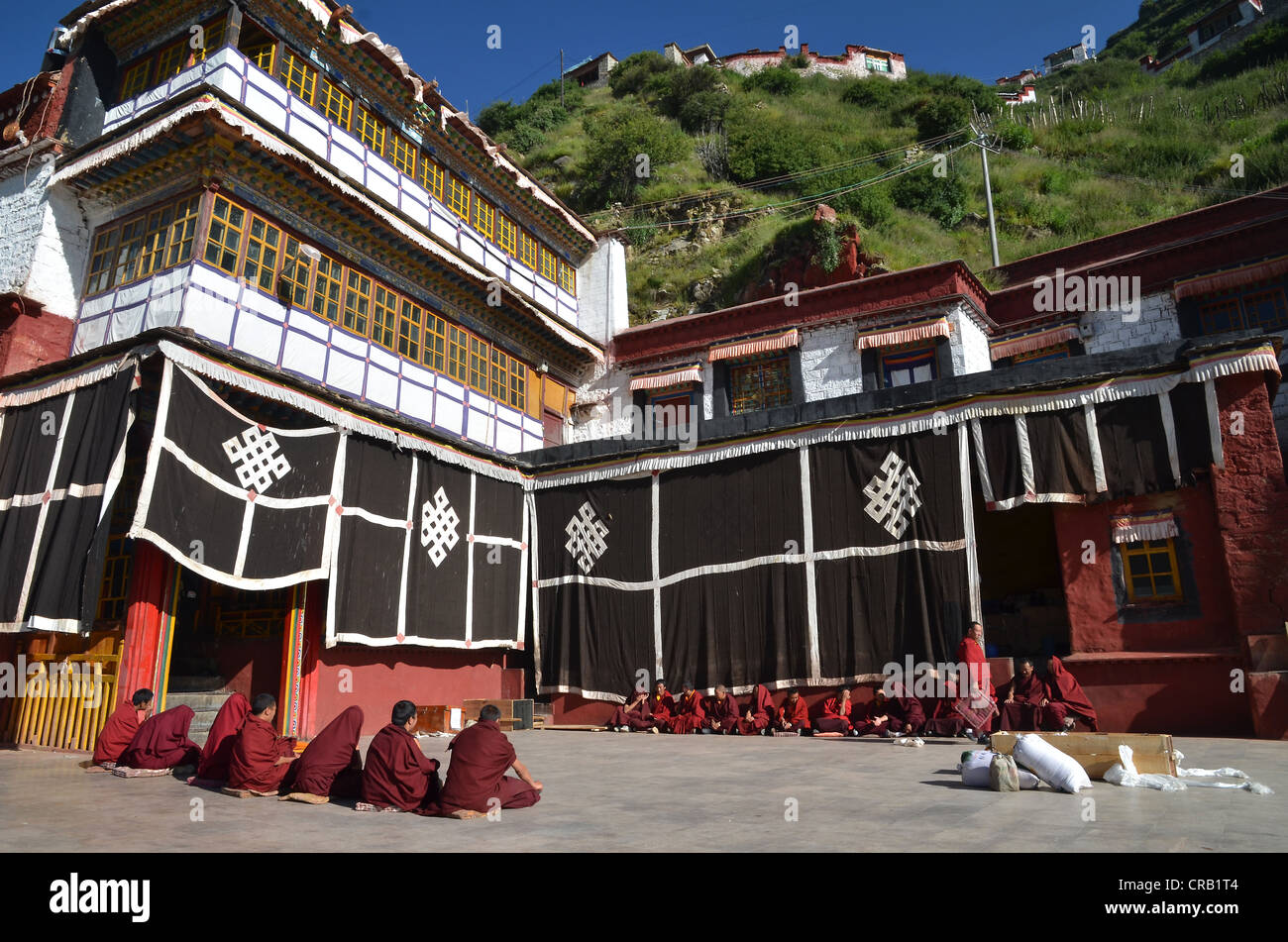 Sky burial tibet hi-res stock photography and images - Alamy