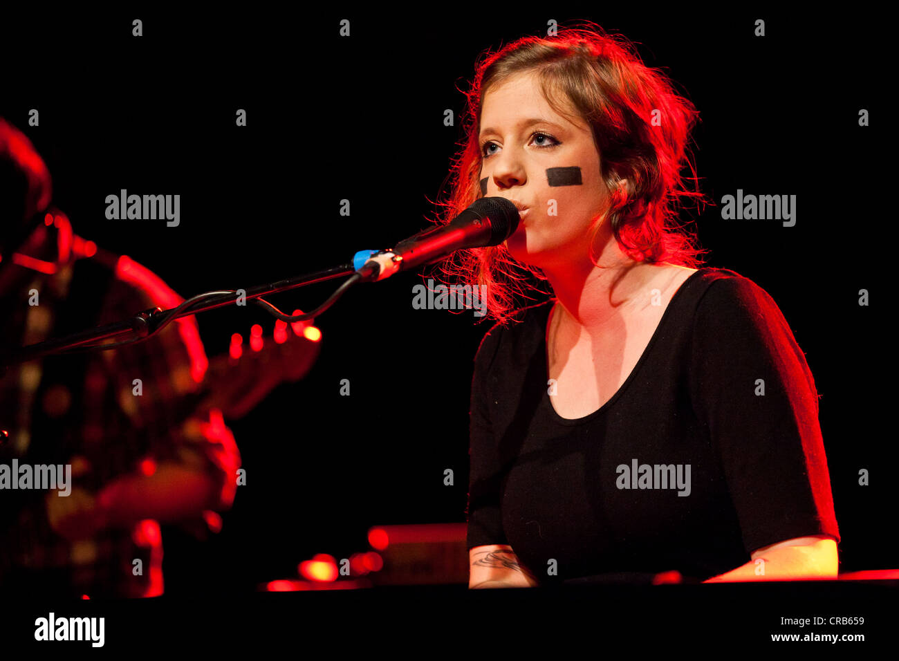 Aaron hall singer hi-res stock photography and images - Alamy