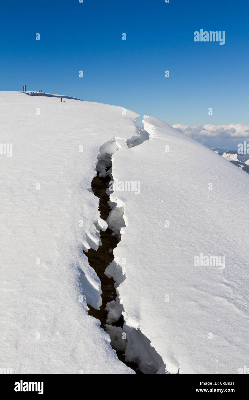 Breaking the snow hi-res stock photography and images - Alamy