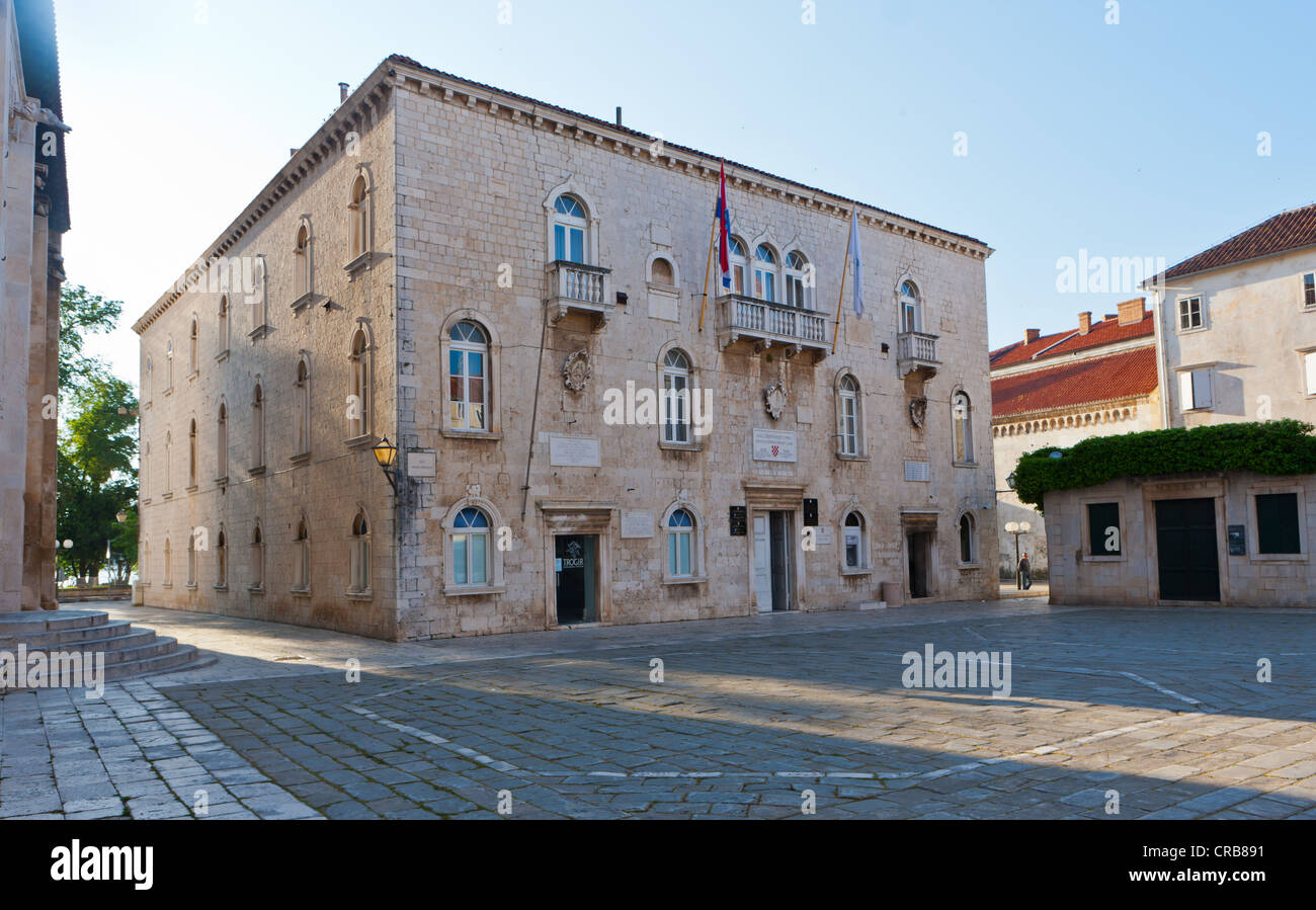 Town hall, historic centre of Trogir, UNESCO World Heritage Site, Split ...