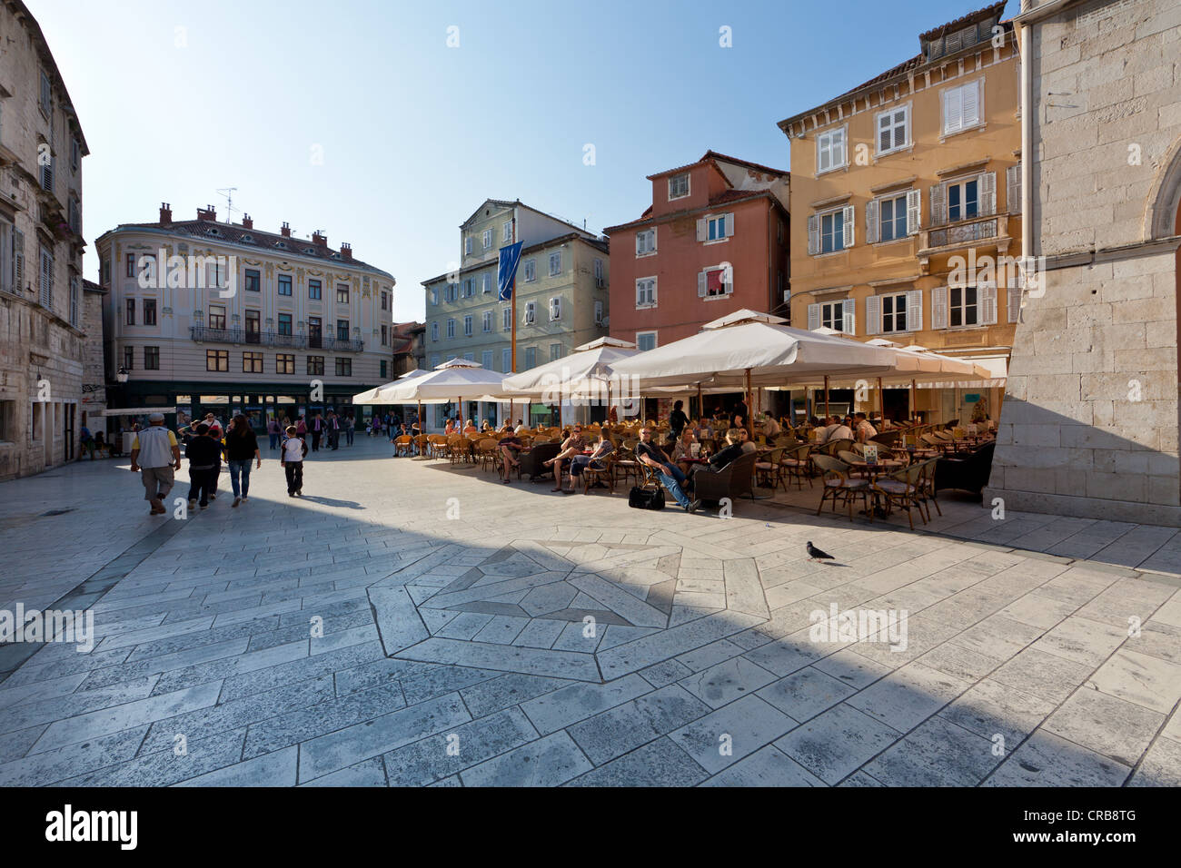 Historic town centre with restaurants, Narodni Trg, People's Square ...