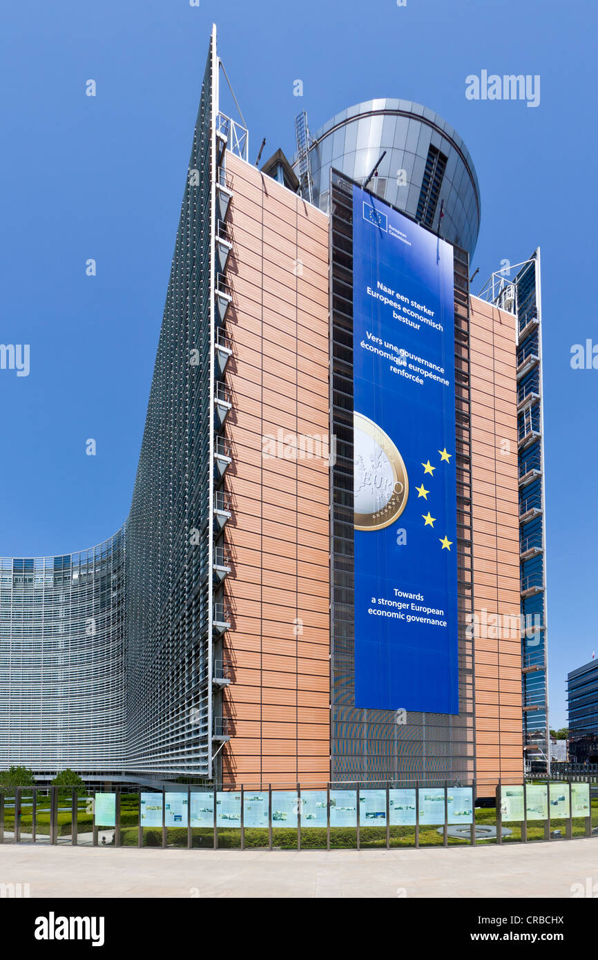European commission buildings hi-res stock photography and images - Alamy