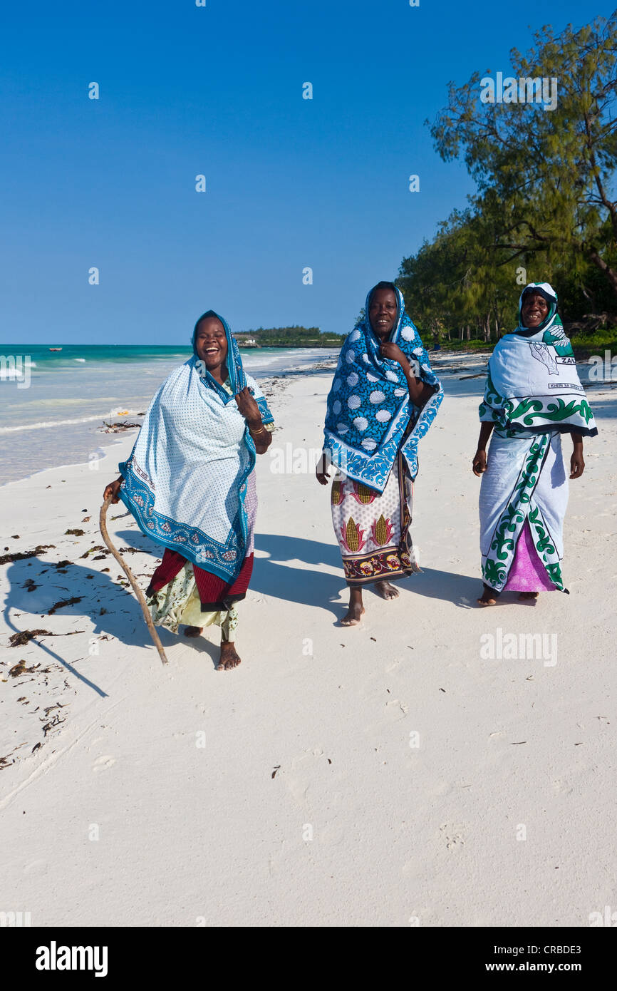 Zanzibar women hi-res stock photography and images - Alamy