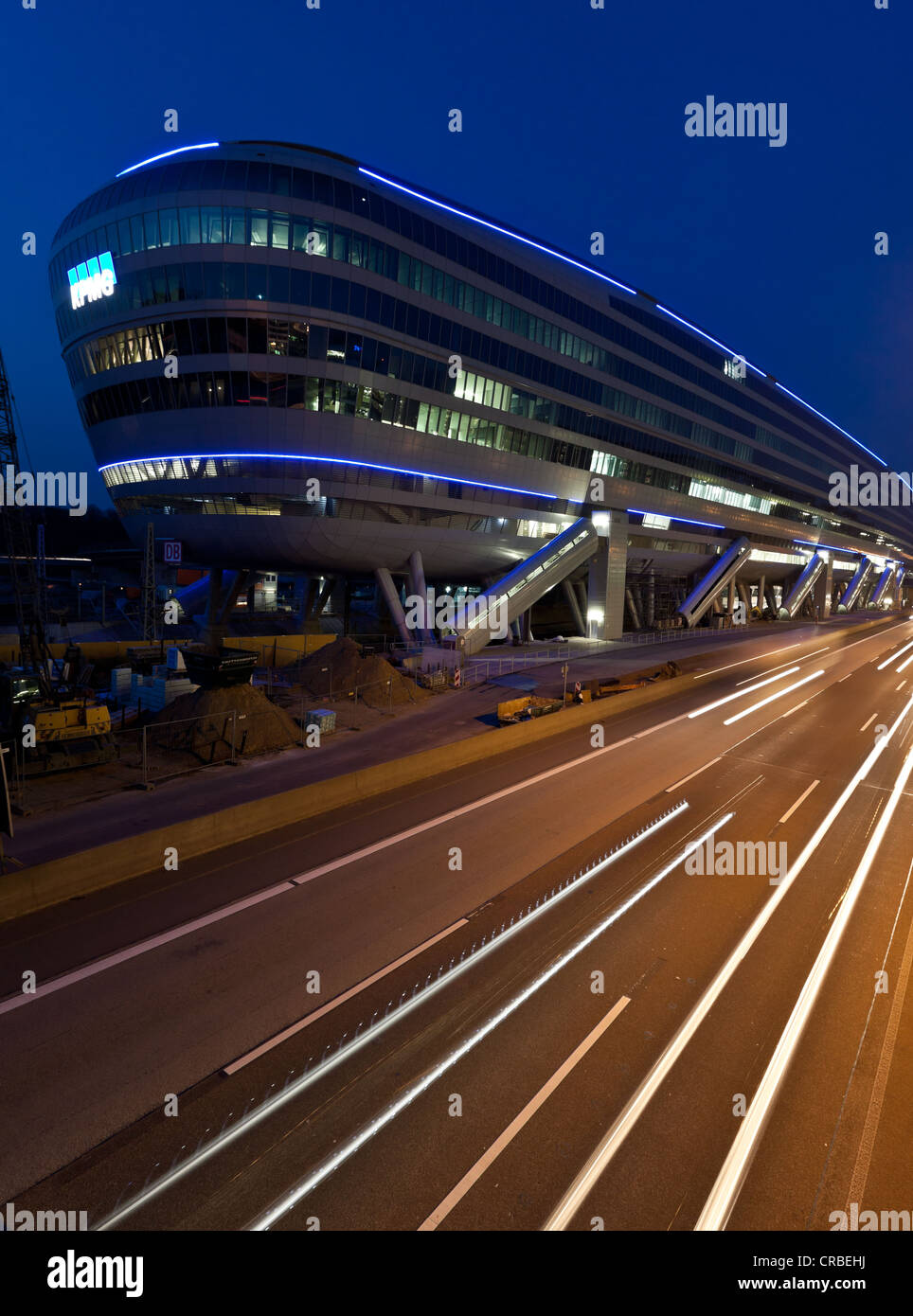 Business center The Squaire, formerly Airrail Center, Terminal 1 of ...