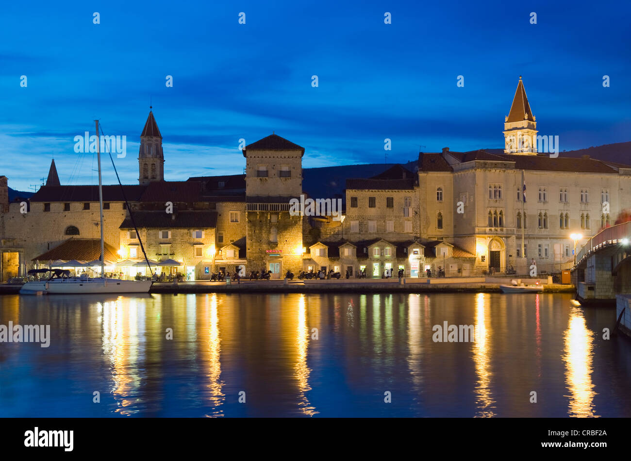 Riva Promenade and city wall at night, old town, UNESCO World Heritage ...