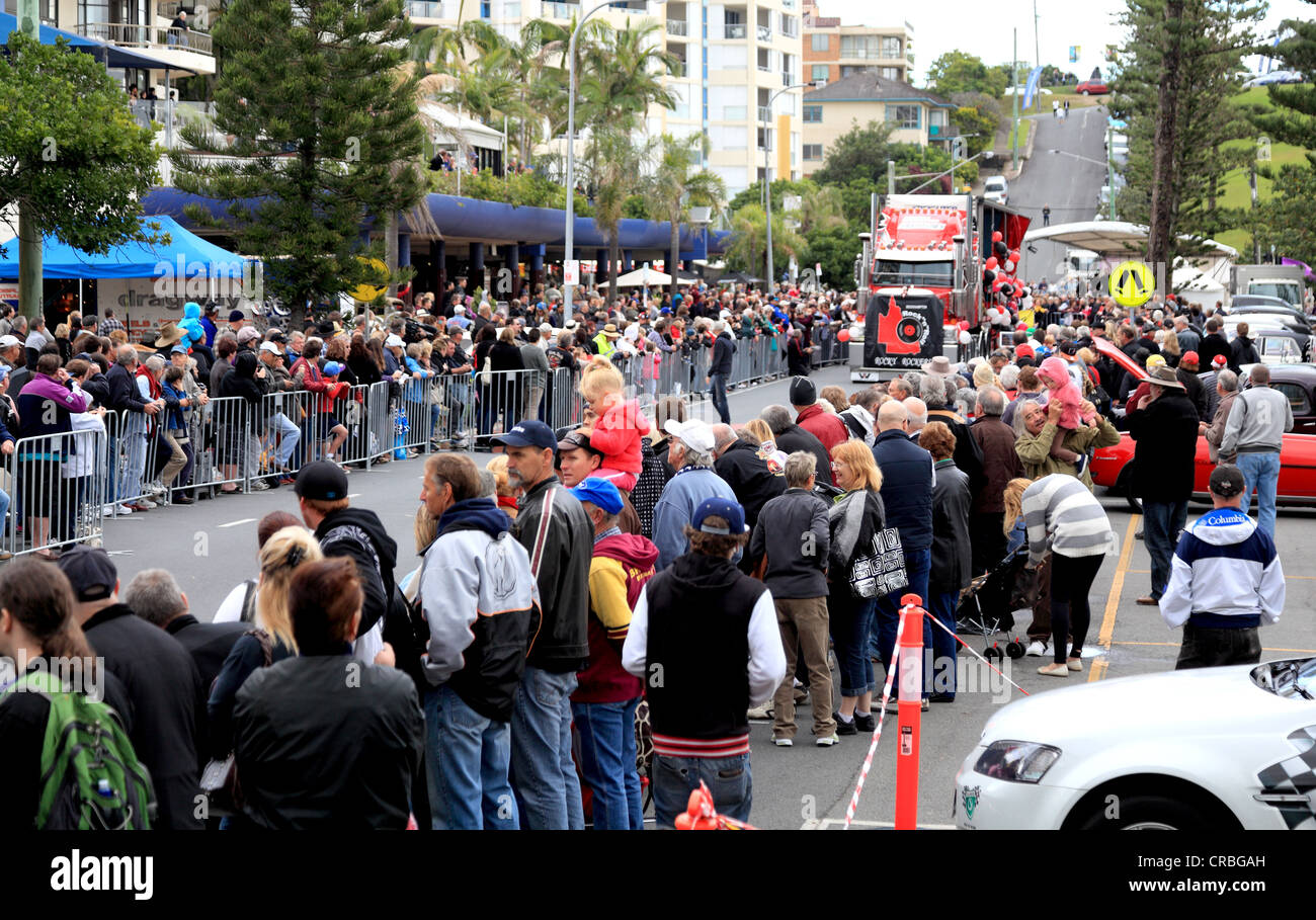 Crowds line route hi-res stock photography and images - Alamy