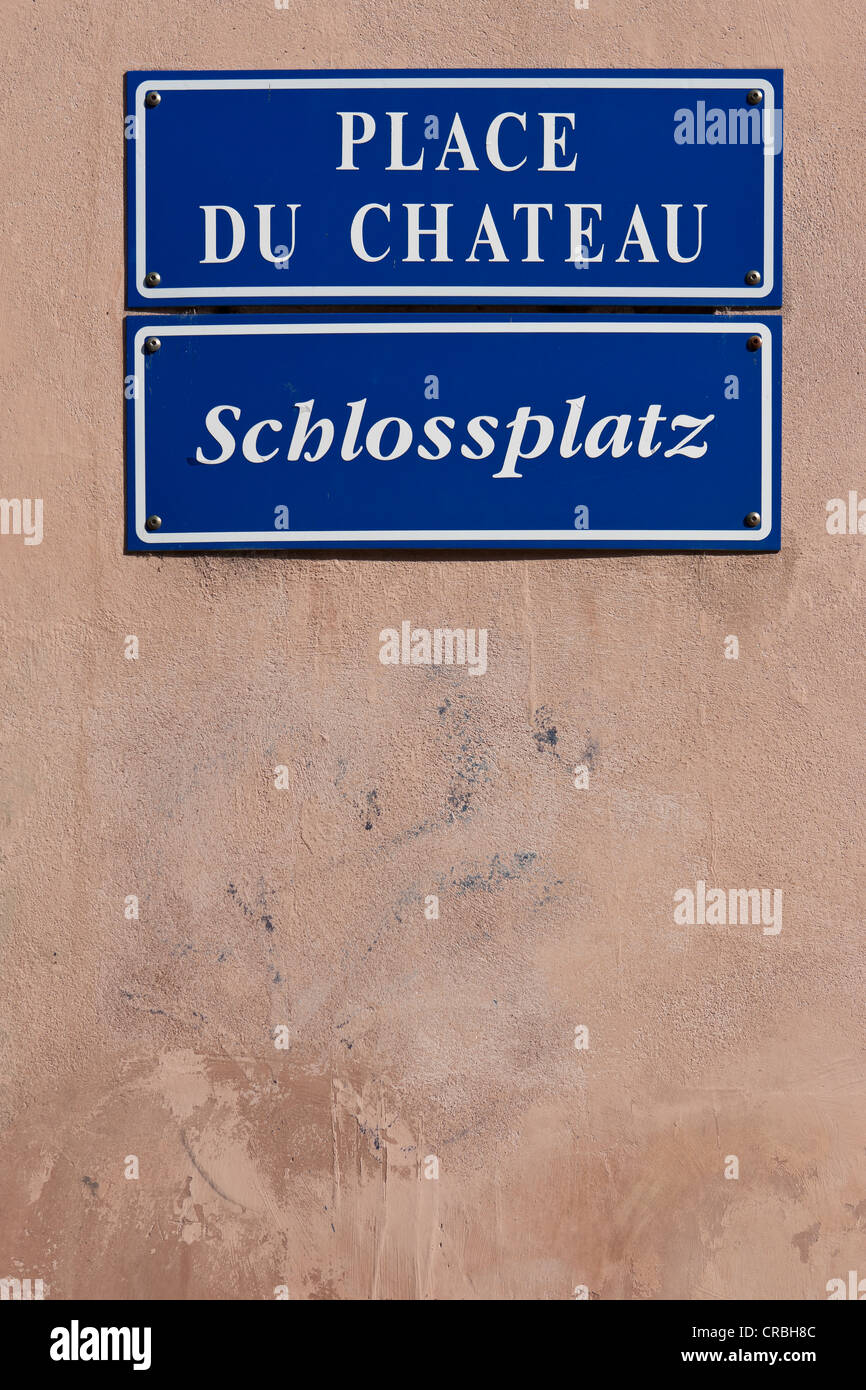 Chateau sign hi-res stock photography and images - Alamy