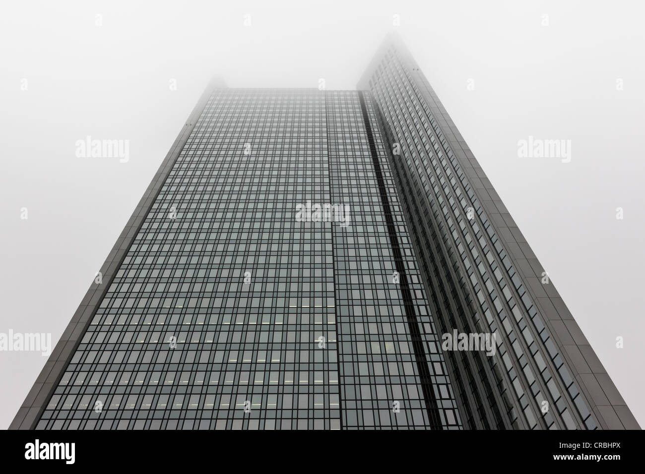 Deka bank frankfurt hesse germany hi-res stock photography and images ...