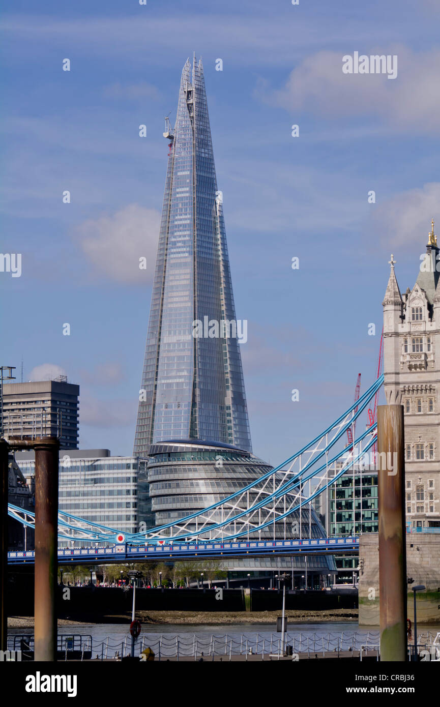 The shard and tower bridge hi-res stock photography and images - Alamy
