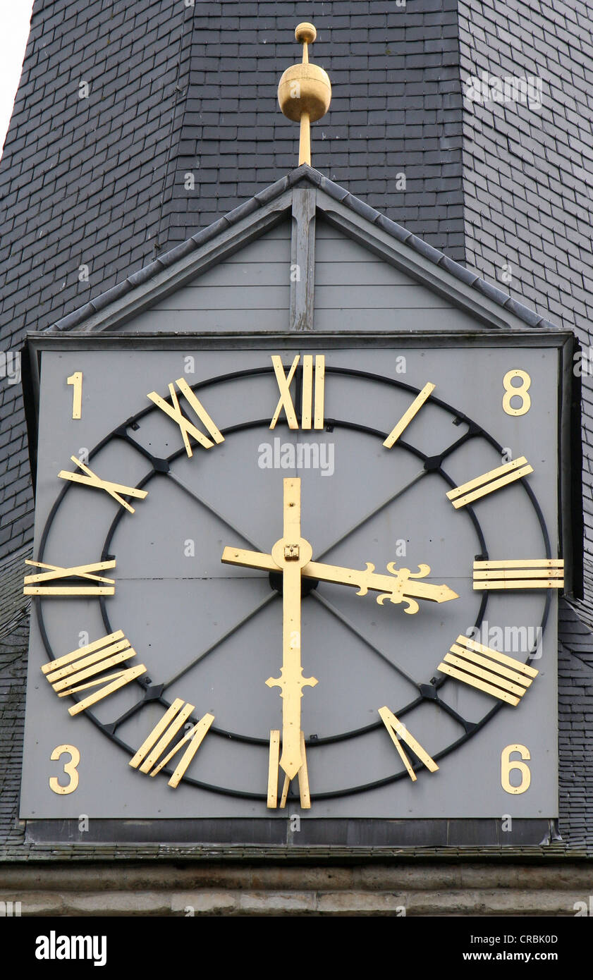Church clock with roman numerals hi-res stock photography and images ...