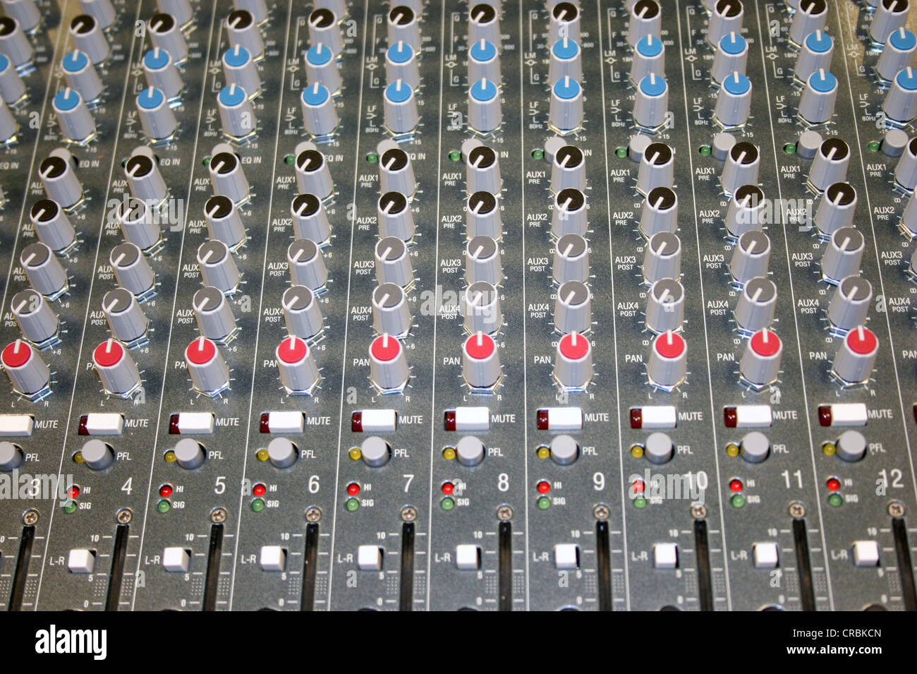 Sound box hi-res stock photography and images - Alamy