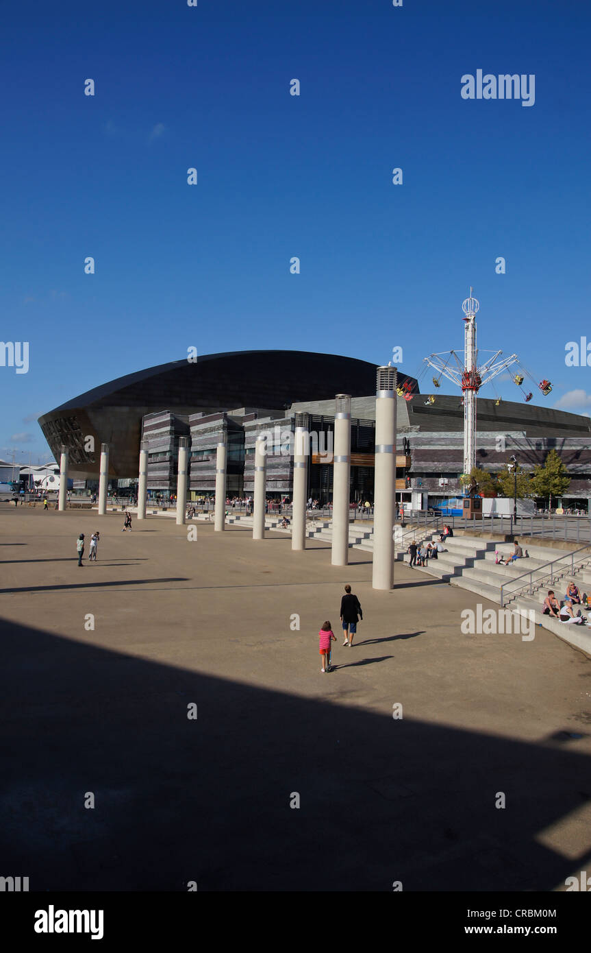 Cardiff millenium center culture music hi-res stock photography and ...