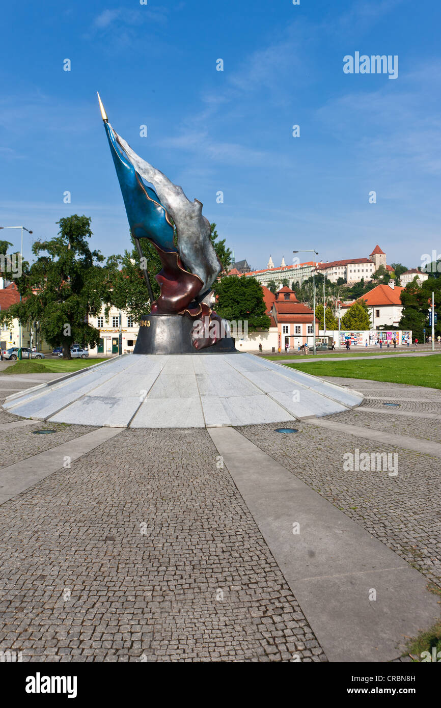 War memorial to the fallen soldiers of World War II, Prague Castle at ...