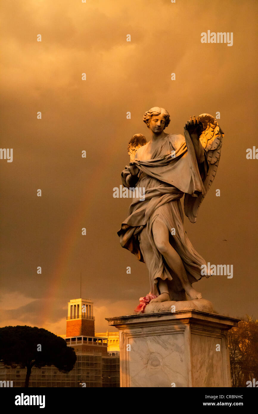 Angel Bridge Stock Photos & Angel Bridge Stock Images - Alamy