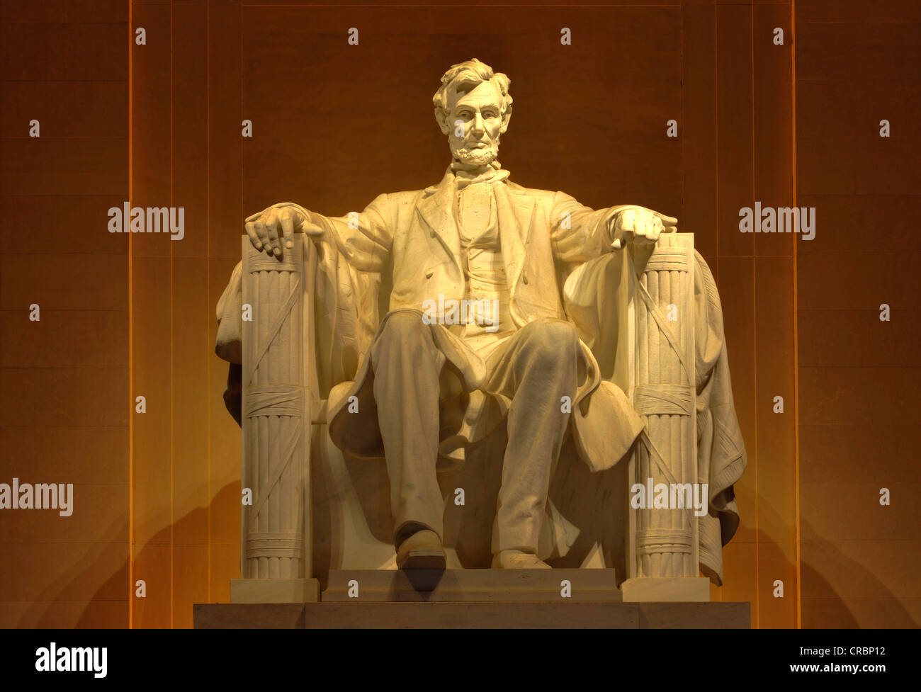 Statue of Abraham Lincoln by Daniel Chester French, Lincoln Memorial ...