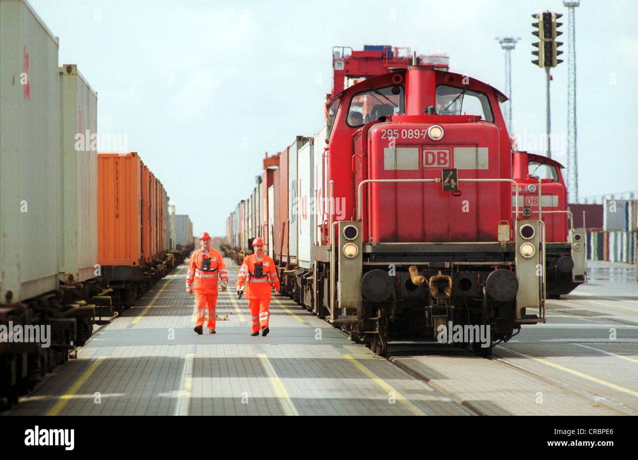 Db german railways diesel locomotive hi-res stock photography and ...