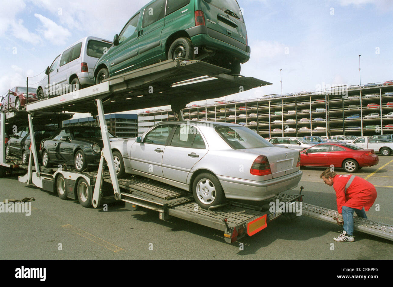 Loading of cars in Bremerhaven (Import / Export Stock Photo - Alamy