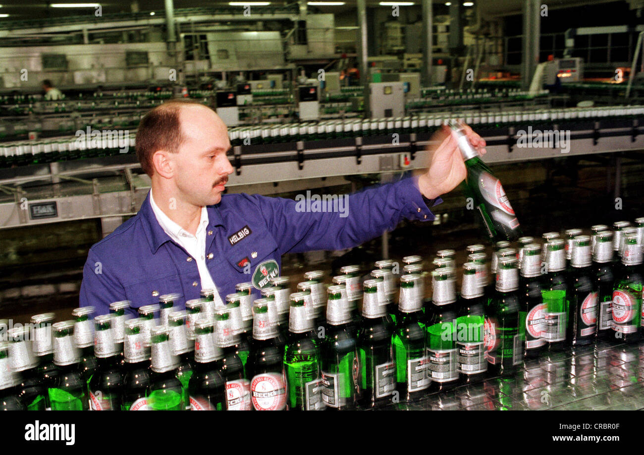 Gmbh & co kg hi-res stock photography and images - Alamy