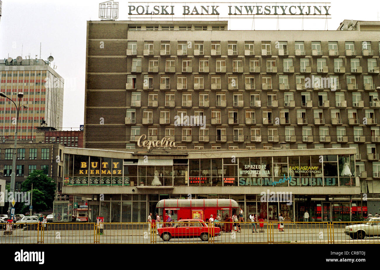 Bank Polski in Warsaw Inwestycyny Stock Photo - Alamy