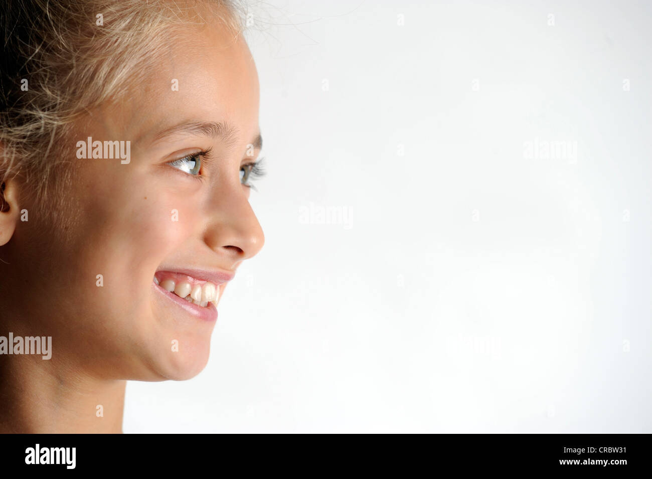 Portrait girl profile hi-res stock photography and images - Alamy