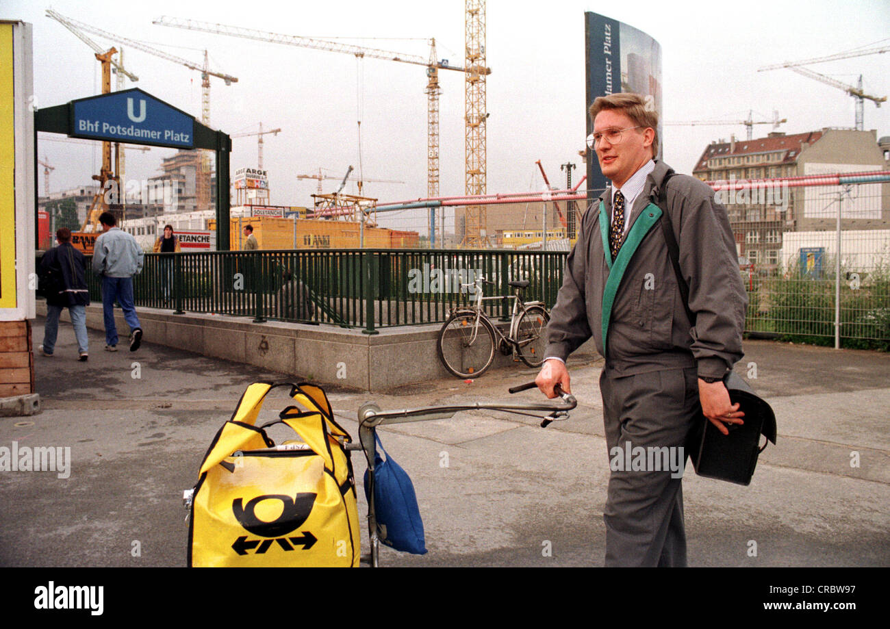 Postman Bag High Resolution Stock Photography and Images - Alamy
