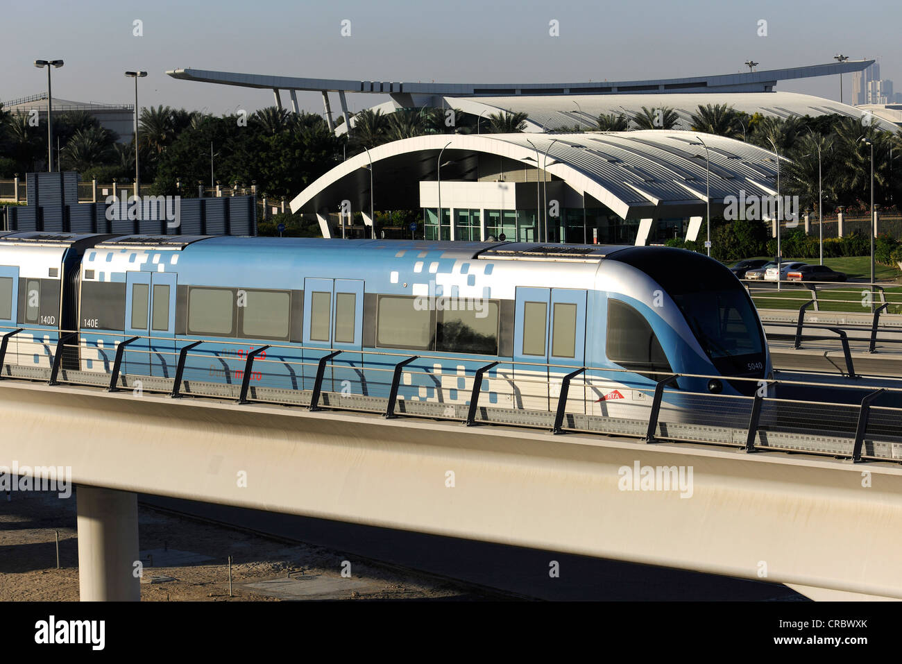Dubai airport exterior hi-res stock photography and images - Alamy