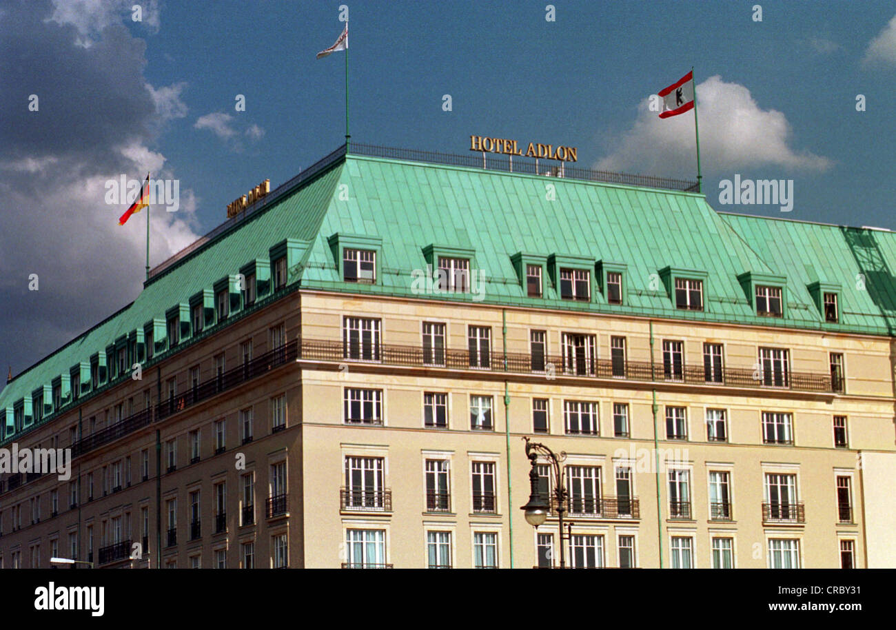 Hotel Adlon at Pariser Platz, Berlin, Germany Stock Photo - Alamy