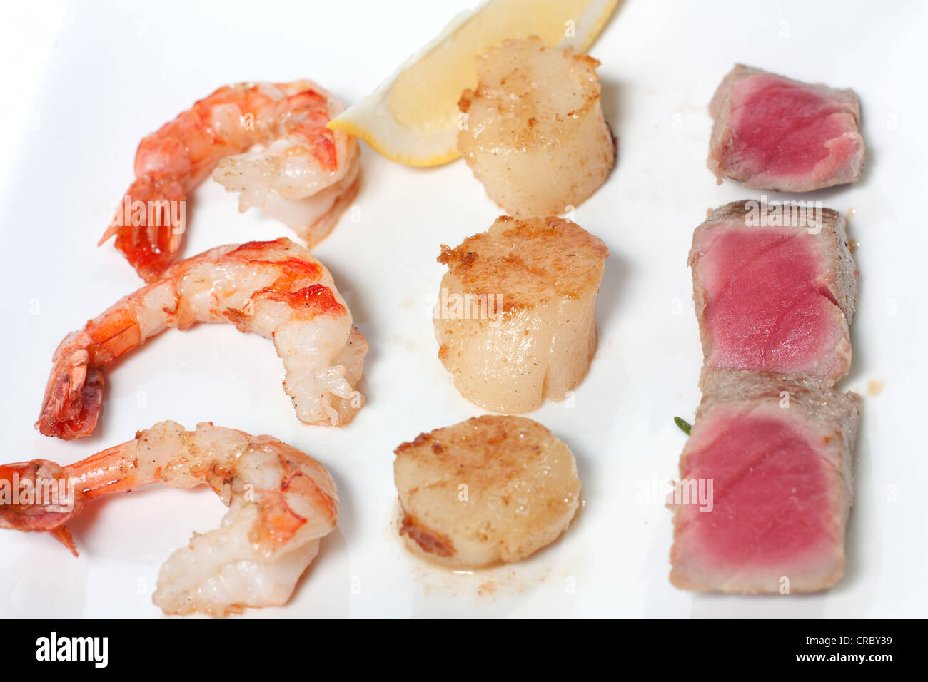 Plate assorted fried seafood hi-res stock photography and images - Alamy