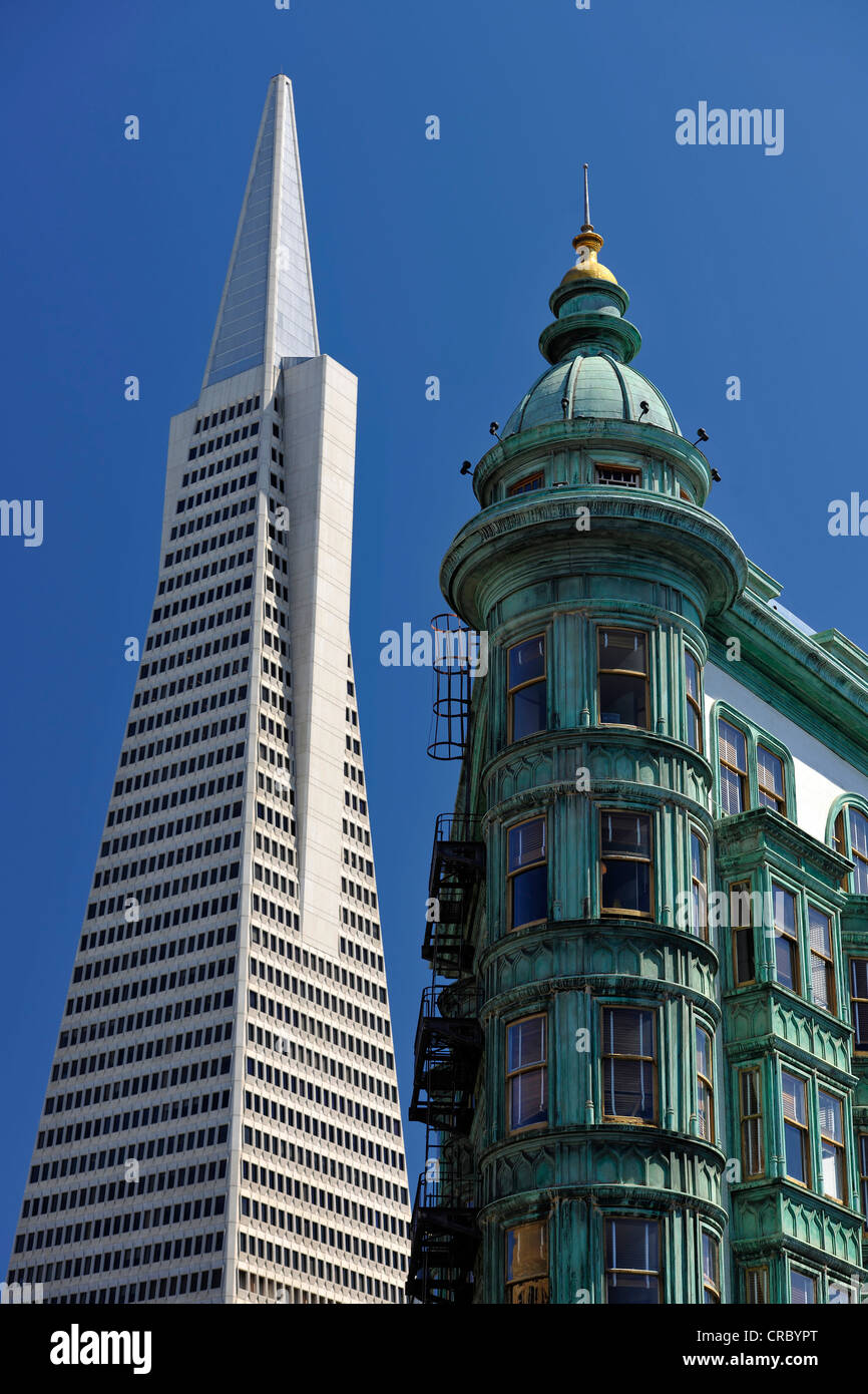 Transamerica Pyramid skyscraper and Columbus Tower or Sentinel Building ...