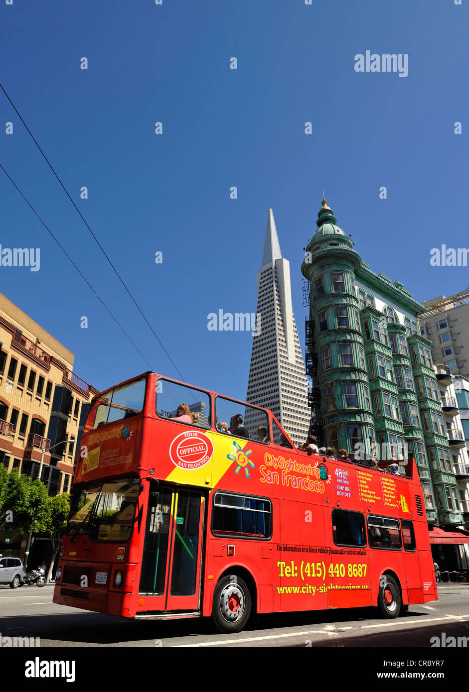 Red sightseeing bus hi-res stock photography and images - Alamy