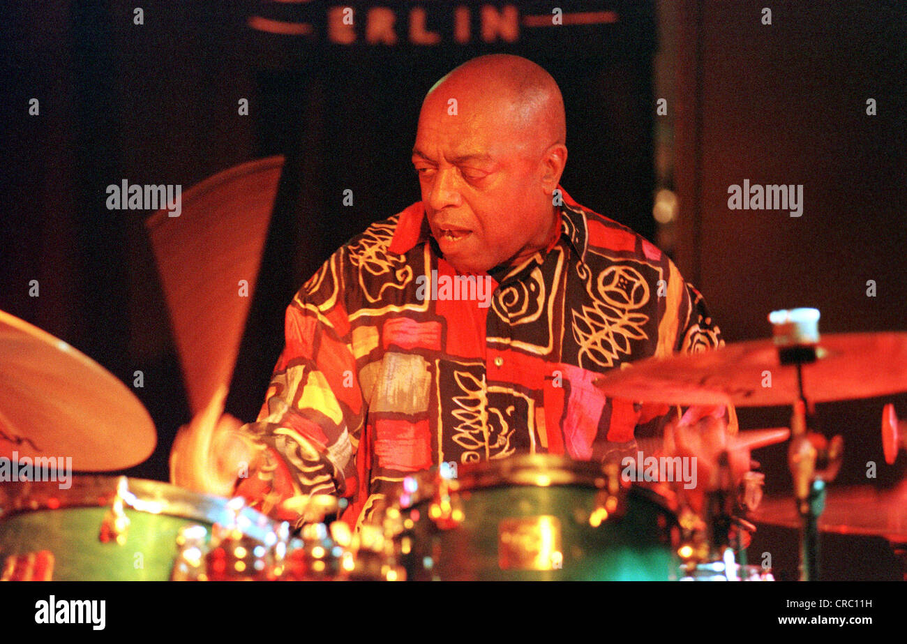 Drums drummer percussion jazz hi-res stock photography and images - Alamy