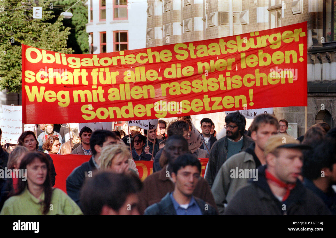 Poster against police brutality hi-res stock photography and images - Alamy