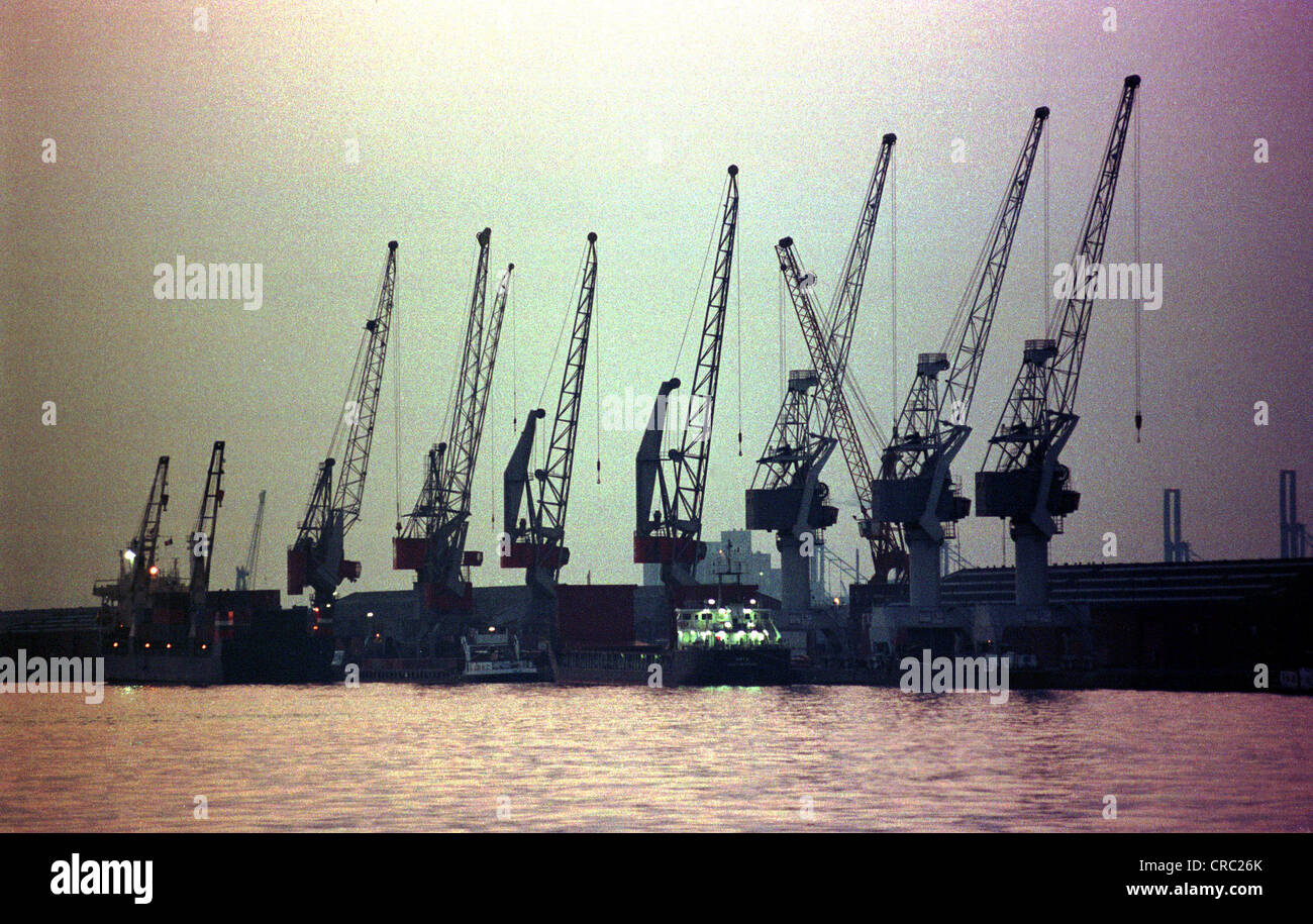 Cranes in the port of Antwerp, Belgium Stock Photo - Alamy
