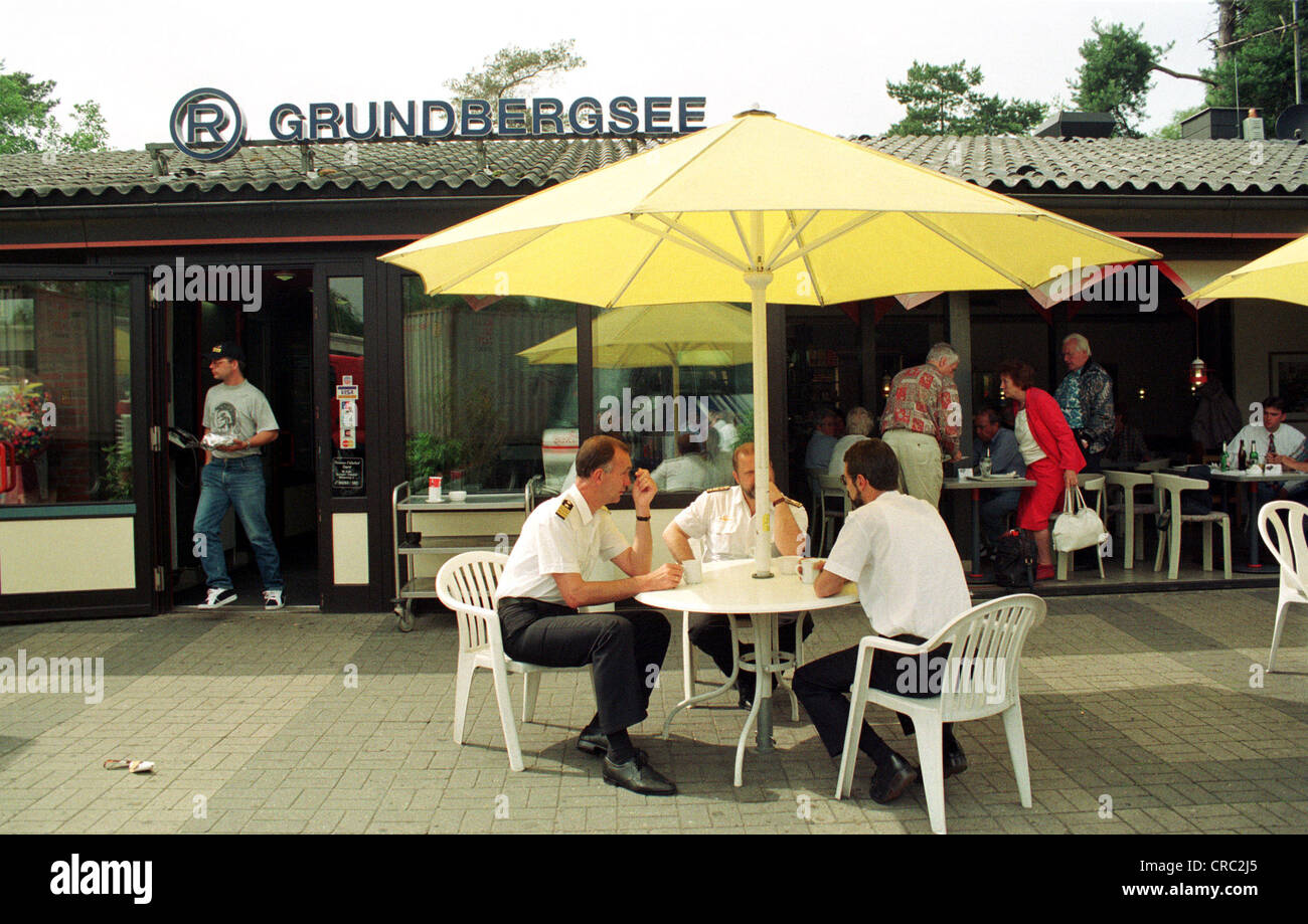 Autobahn gmbh hi-res stock photography and images - Alamy