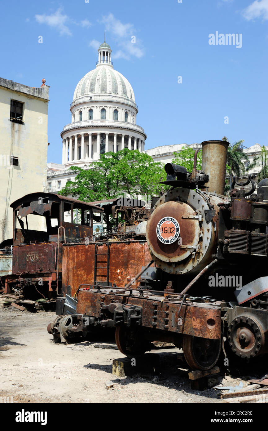 Junkyard, interim storage area for old trains, Capitolio Nacional ...