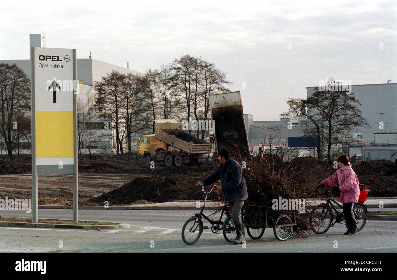 The Opel factory in Gliwice, Poland Stock Photo - Alamy