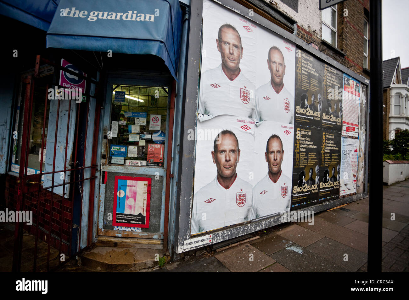 Corner shop london hi-res stock photography and images - Alamy