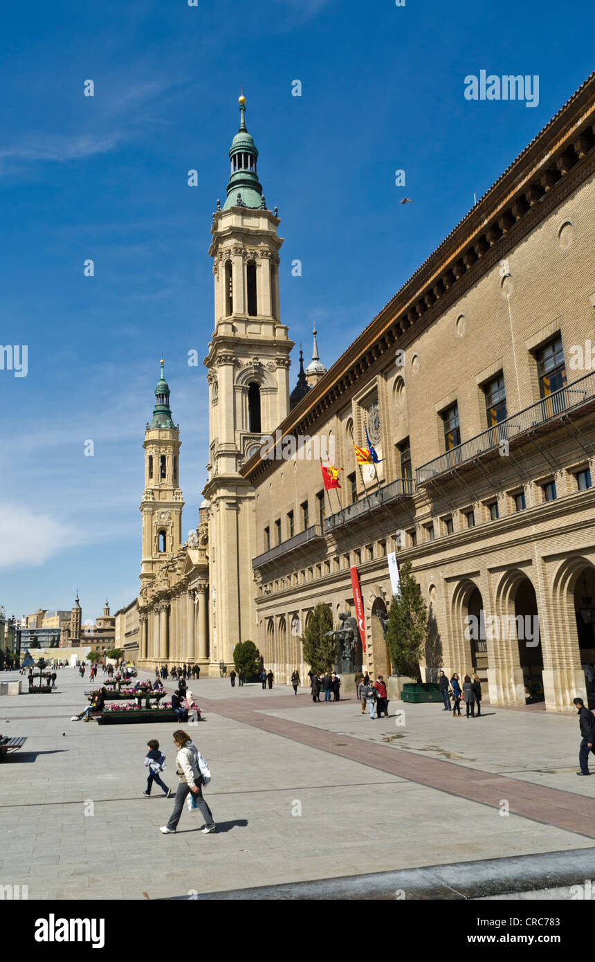 Pilar's Basilic square with Town hall background. Saragossa, Aragon ...