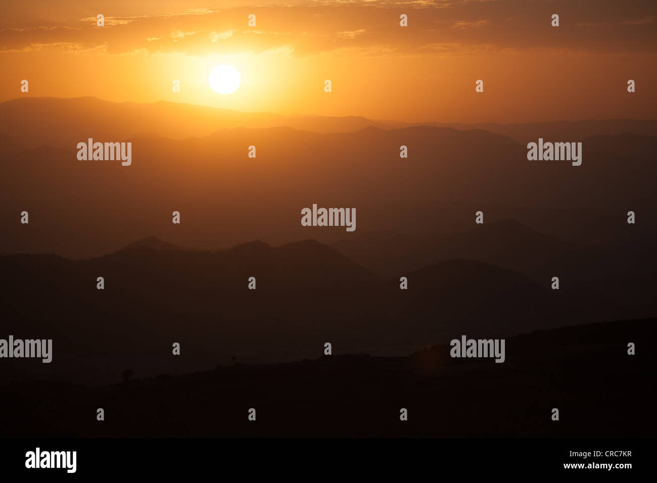 Ranges of hills hi-res stock photography and images - Alamy