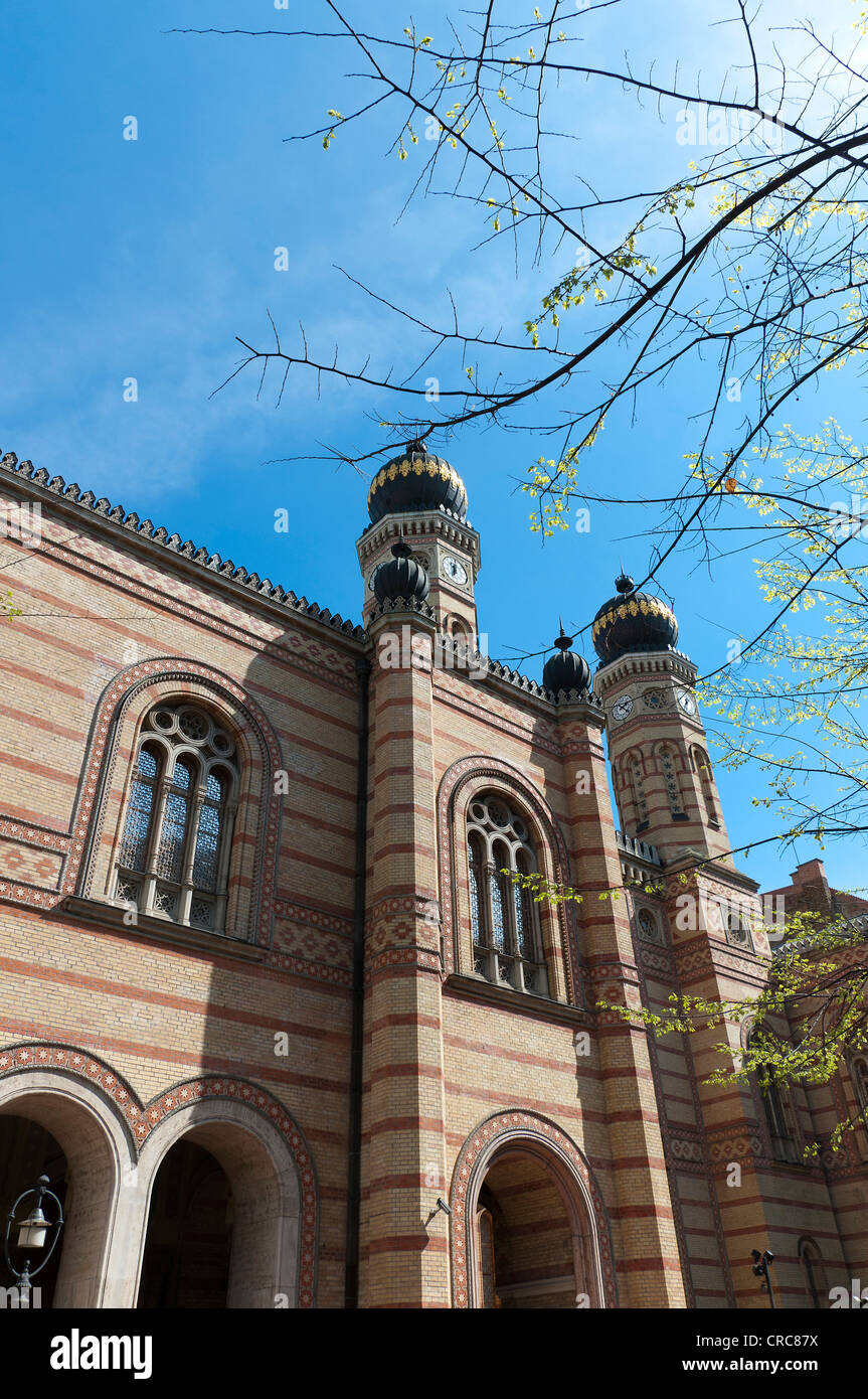 Moorish style Great Mosque in Budapest Hungary Stock Photo - Alamy