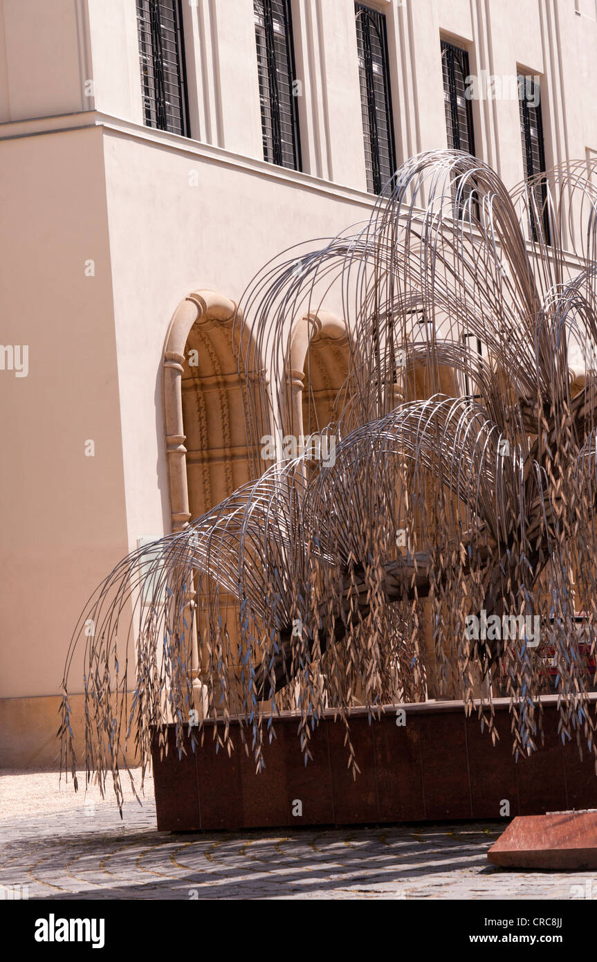 Holocaust memorial at the Moorish style Great Mosque in Budapest ...