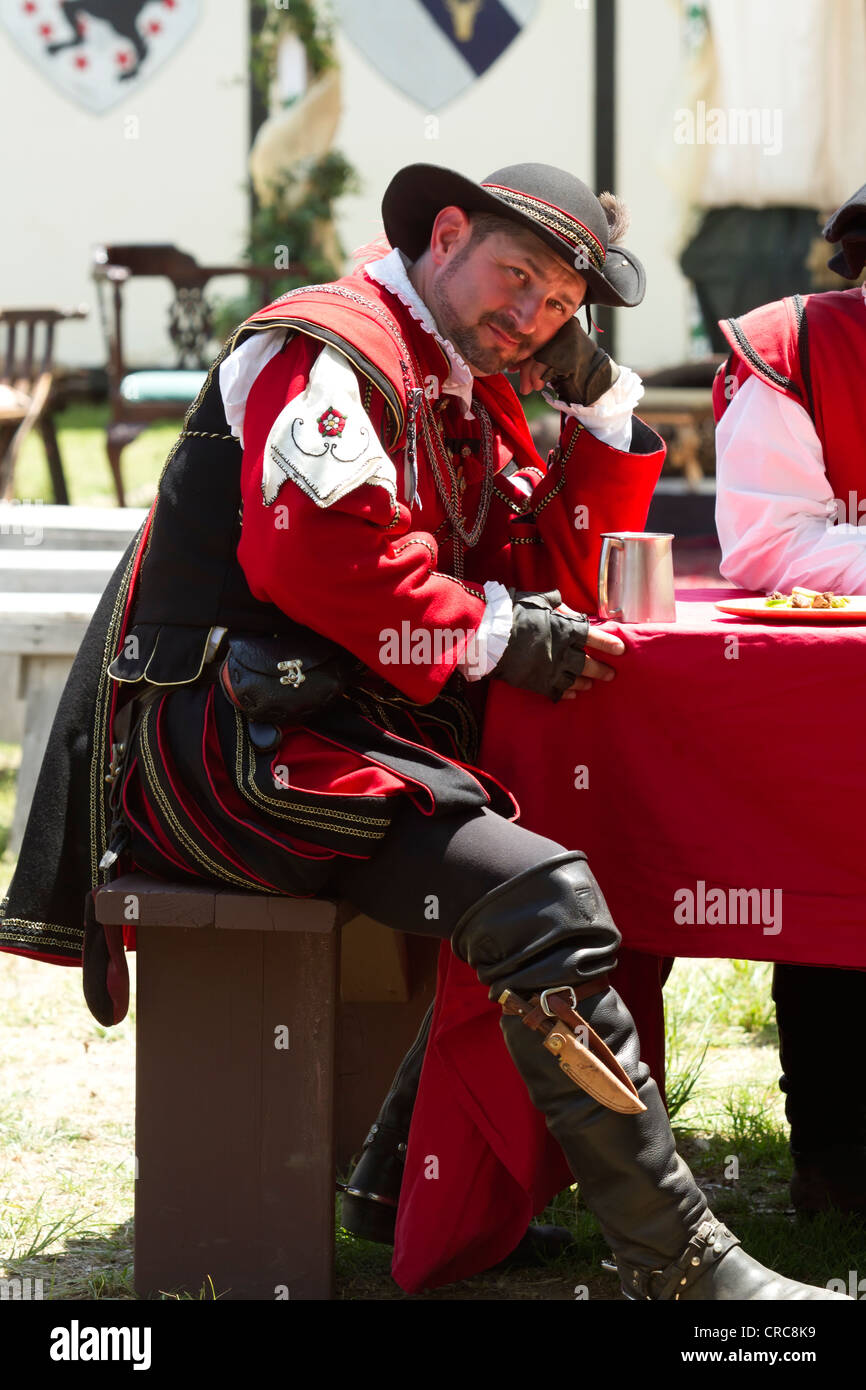 Sixteenth century royal guard having lunch Stock Photo - Alamy