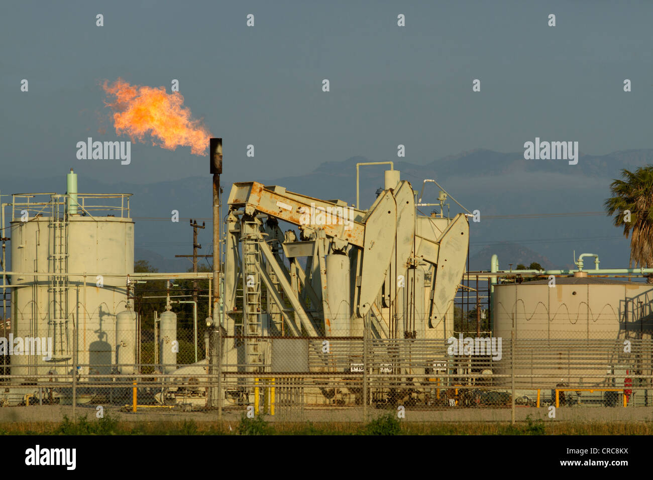 Crude oil refinery petroleum products hi-res stock photography and ...
