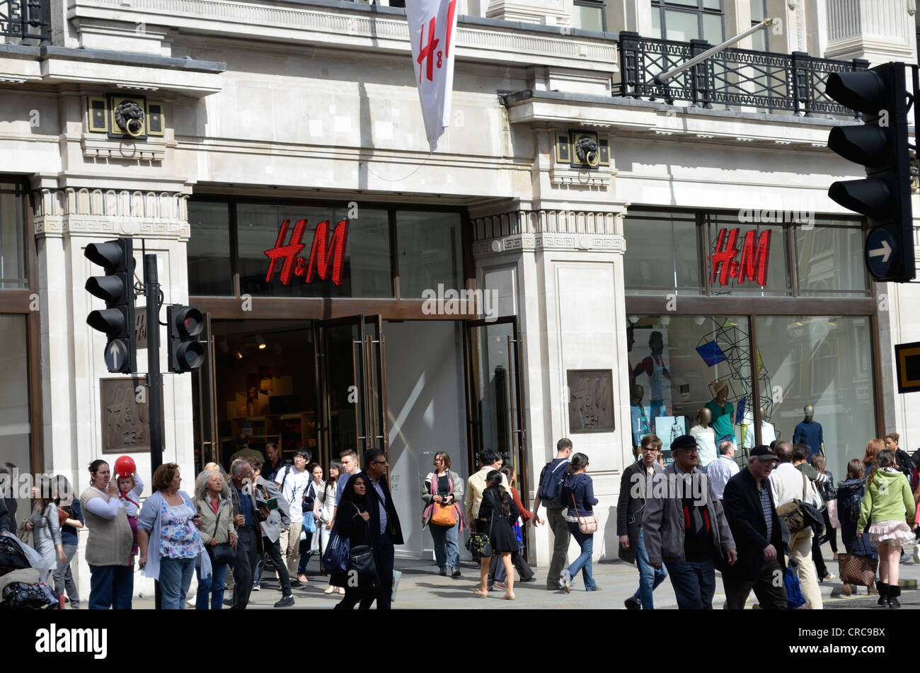 H&M Regent street Stock Photo - Alamy