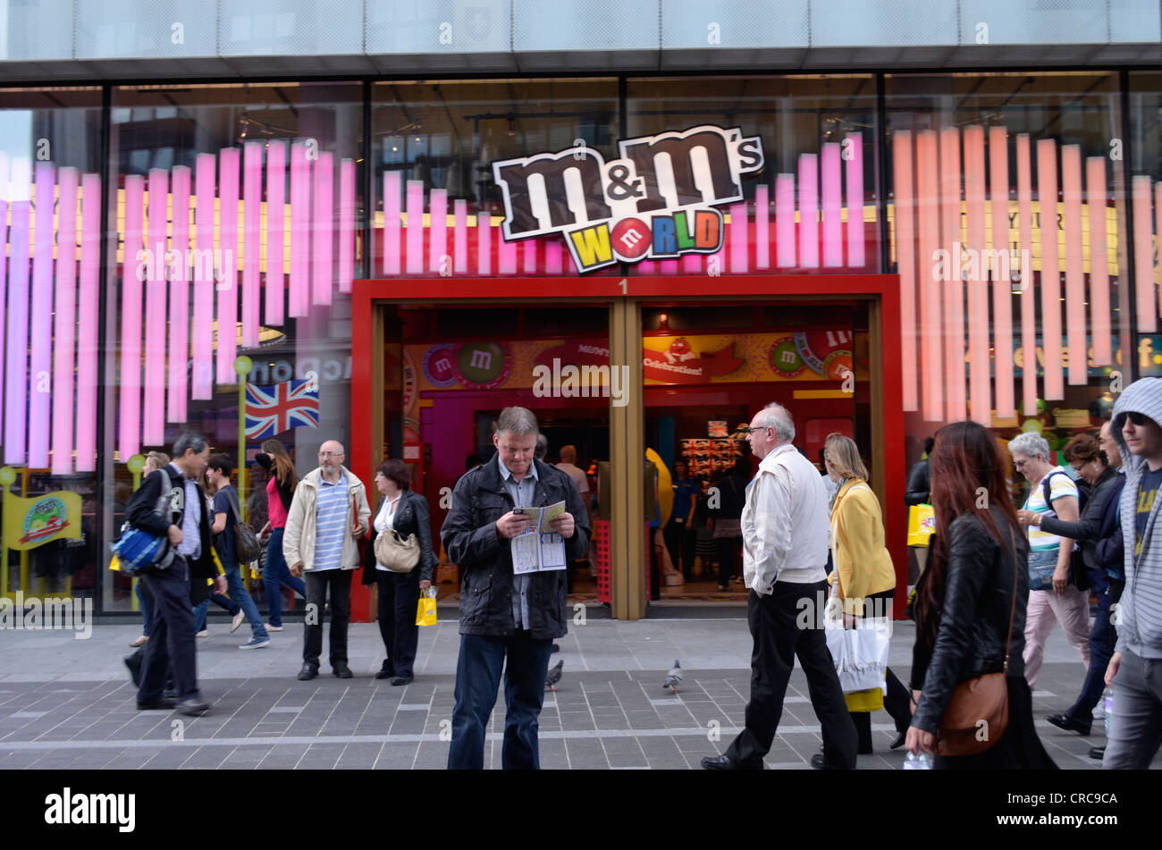 M&m store london hi-res stock photography and images - Alamy